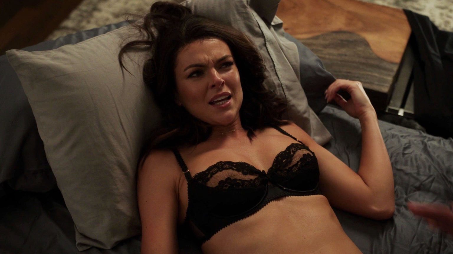 Serinda Swan Nude Photos And Sex Scene Videos Celebmasta